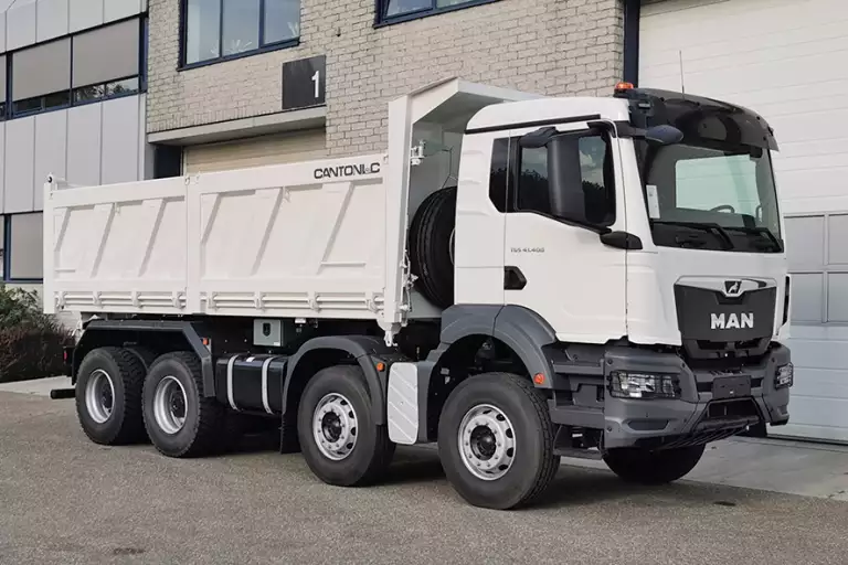 MAN TGS 41.400 BB CH 8x4 Tipper Truck for sale | vanvliet.com
